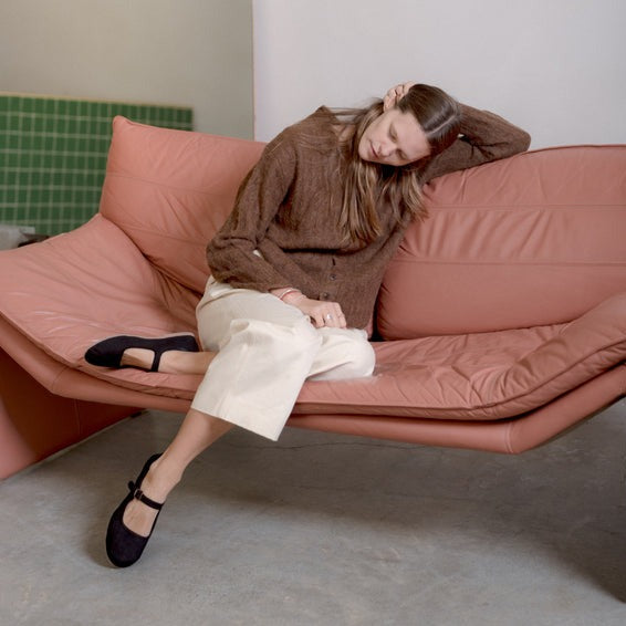 Small Lot Co. Women's Mary Jane Simple Shoe - Black – SMALL-FOLK